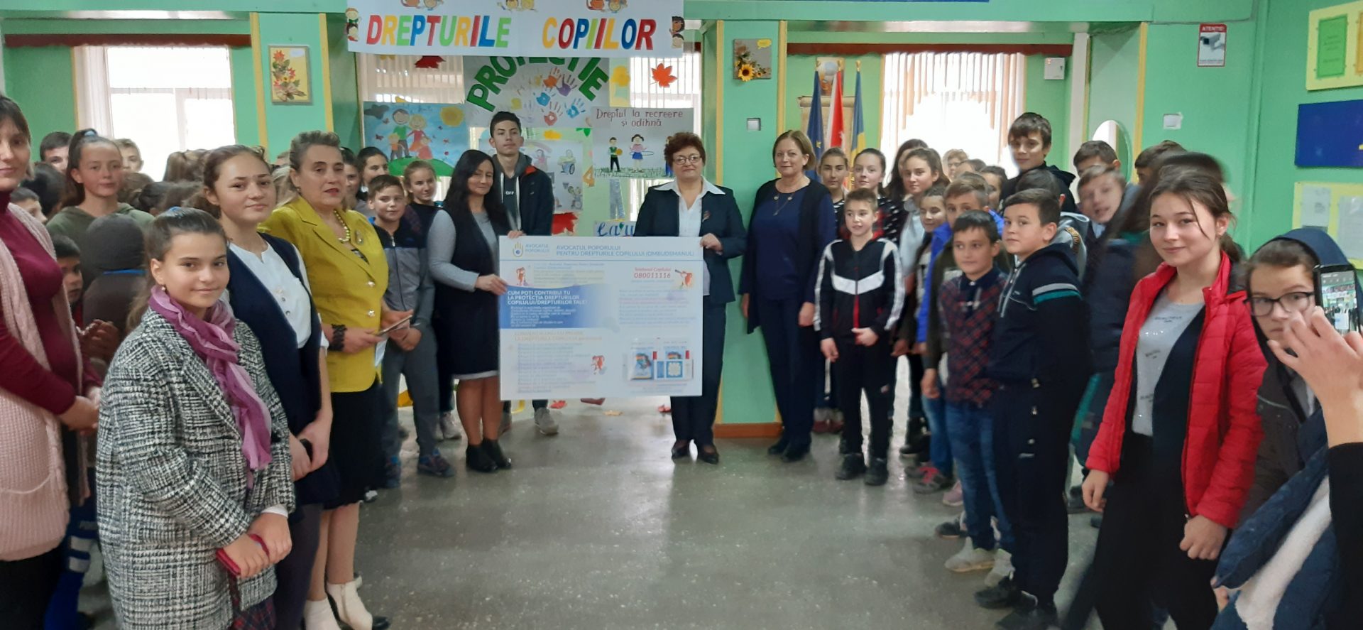 Ombudsmanul Copilului împreună cu elevii Gimnaziului Izbiște au marcat ...